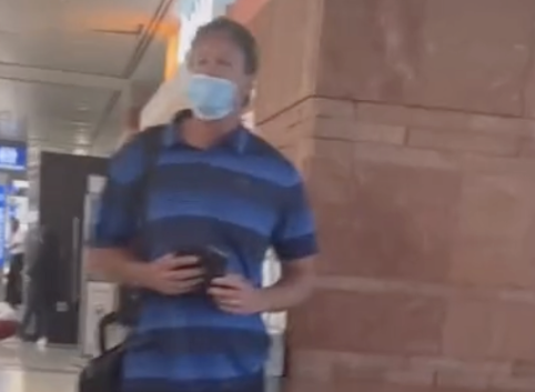 Tiktoker Star Confronts Creepy Man Taking Photos Of Her At Airport